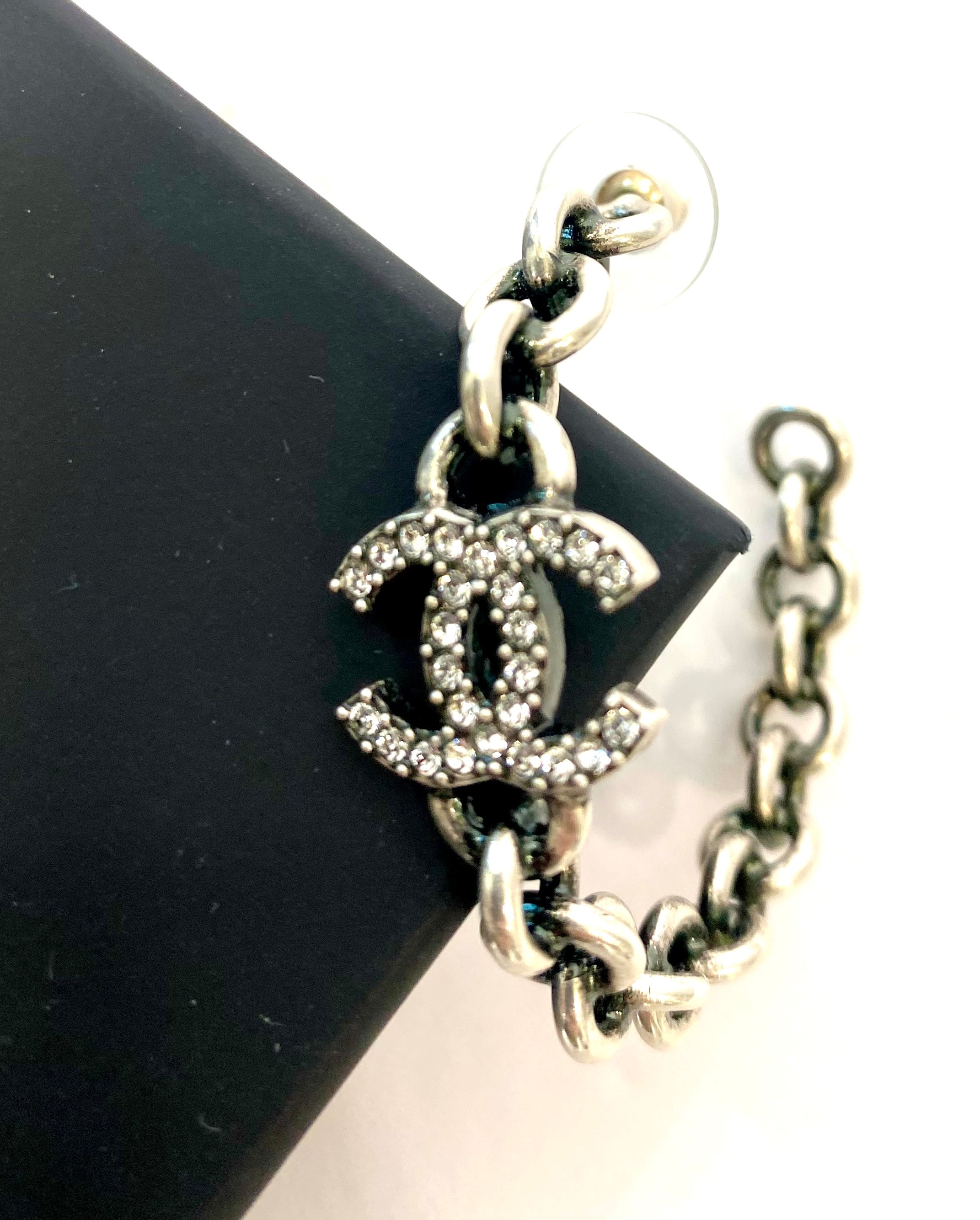 CHANEL CC CRYSTAL HOOP EARRINGS – Marlic Bags